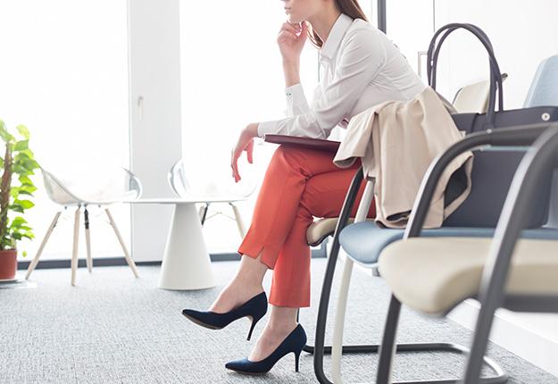 4 Tips for How to Answer Negative Interview Questions - JobHero 4 Tips for How to Answer Negative Interview Questions - JobHero